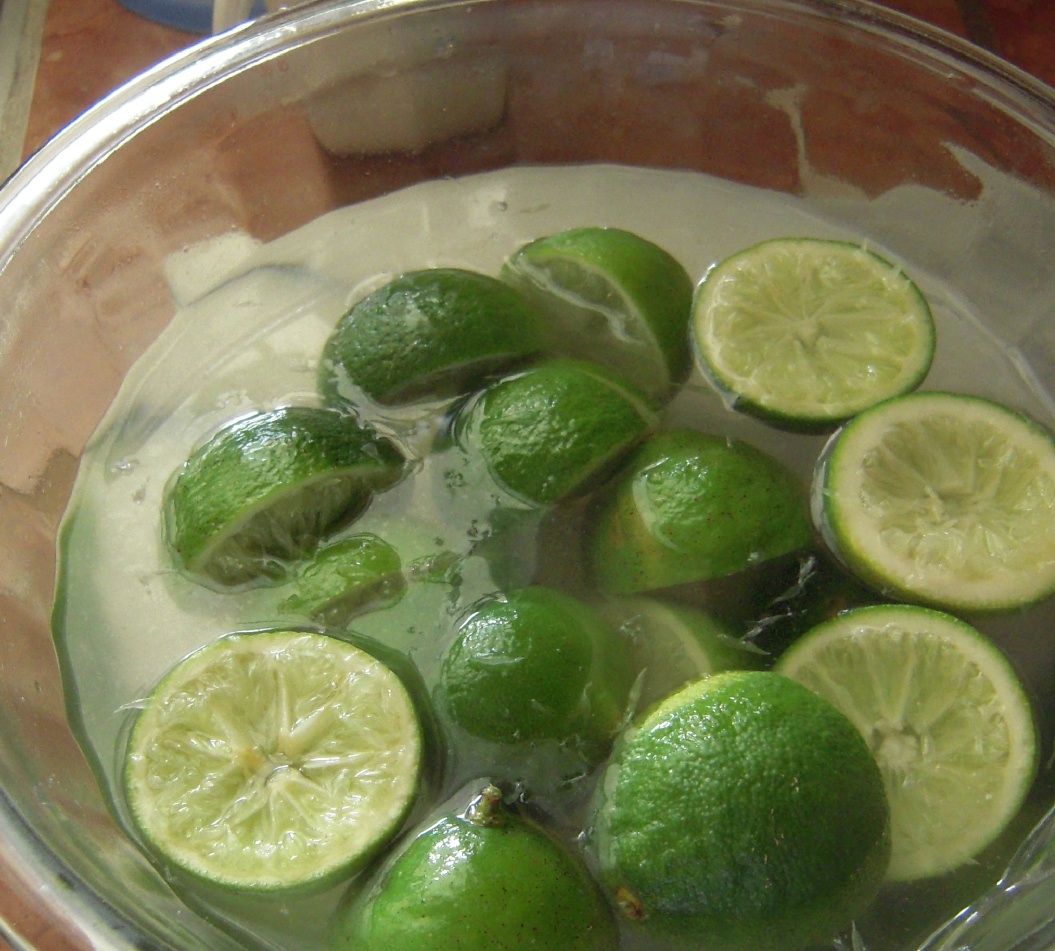 Thai salty limeade | Akitachow.com: A food site and a big dog